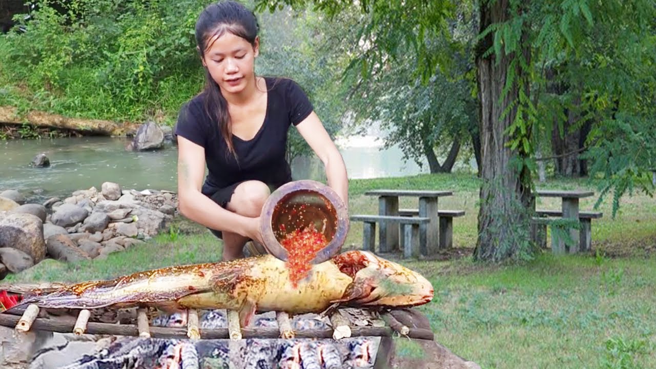 Big fish, yummy food! Catch and grill for survival! Plus, more cooking ...
