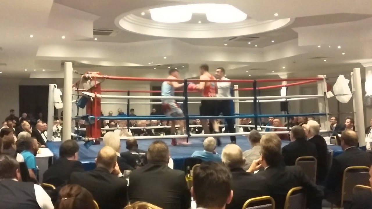 Jordan Reynolds - The Luton boxing champ - YouTube