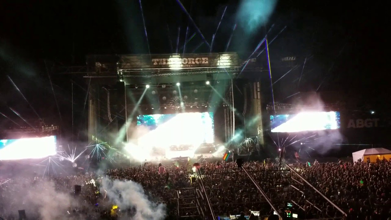 Freesol - Seven Lions & Jason Ross @ ABGT250 - YouTube