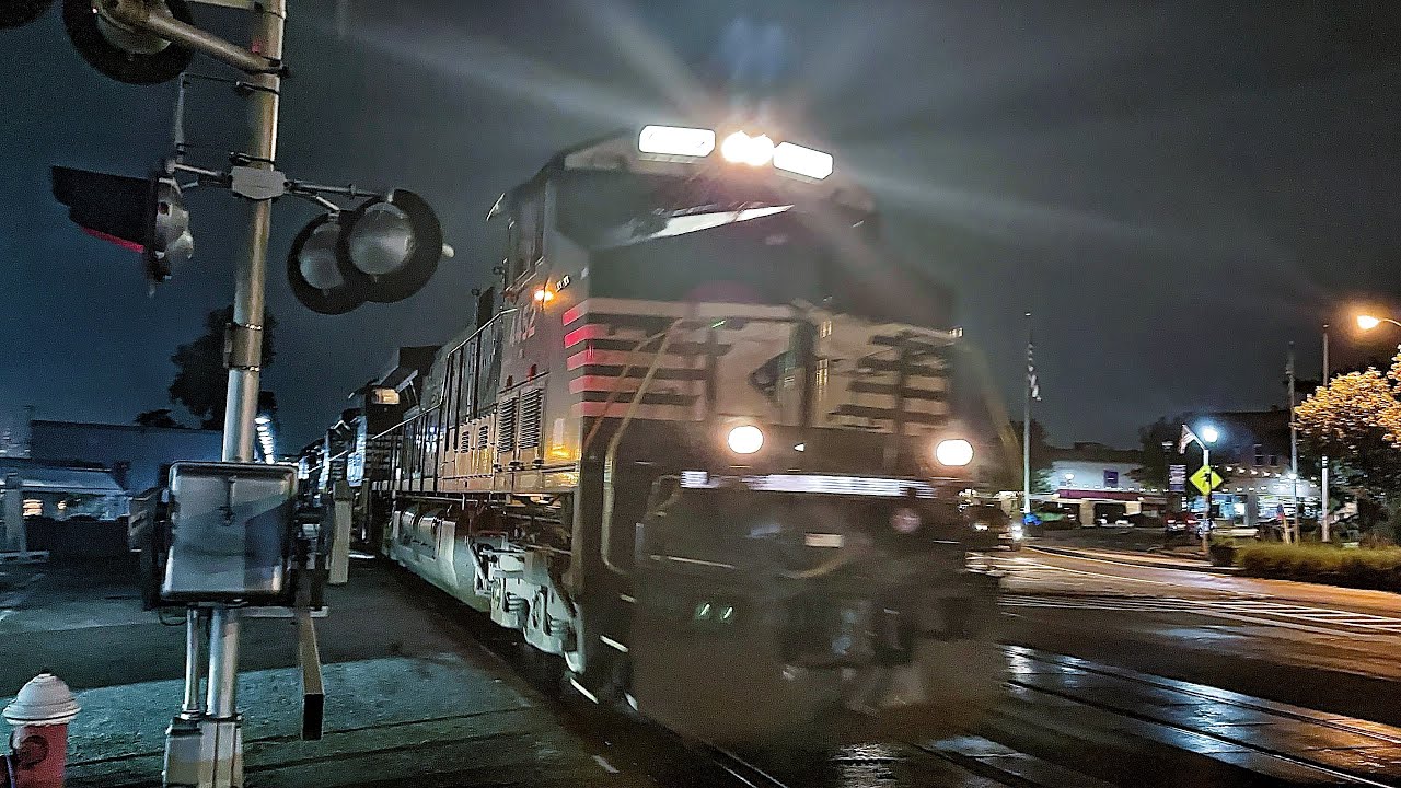 [4K/HDR]: NS H70 hauls through Rutherford with 4-engine lashup and ...