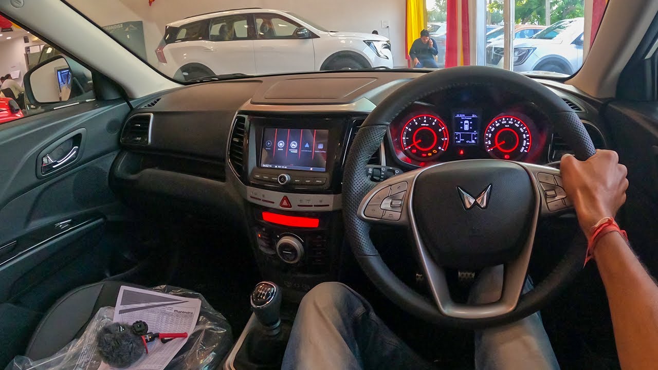 Mahindra XUV 300 Turbo Sport TGDi W8 Interior,Price, Features ...