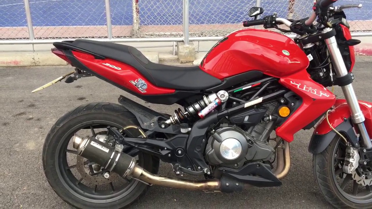 Benelli tnt 300 PR2 Exhaust sound - YouTube