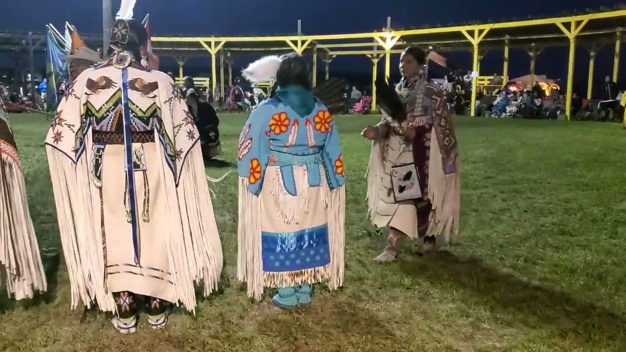 Pheasant Rump Powwow 2022, Women's Traditional Special... - YouTube