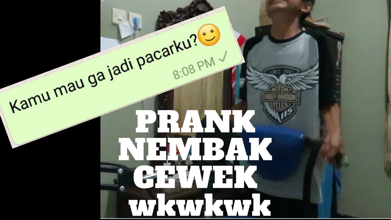 PRANK NEMBAK CEWEK WKWKWK - YouTube