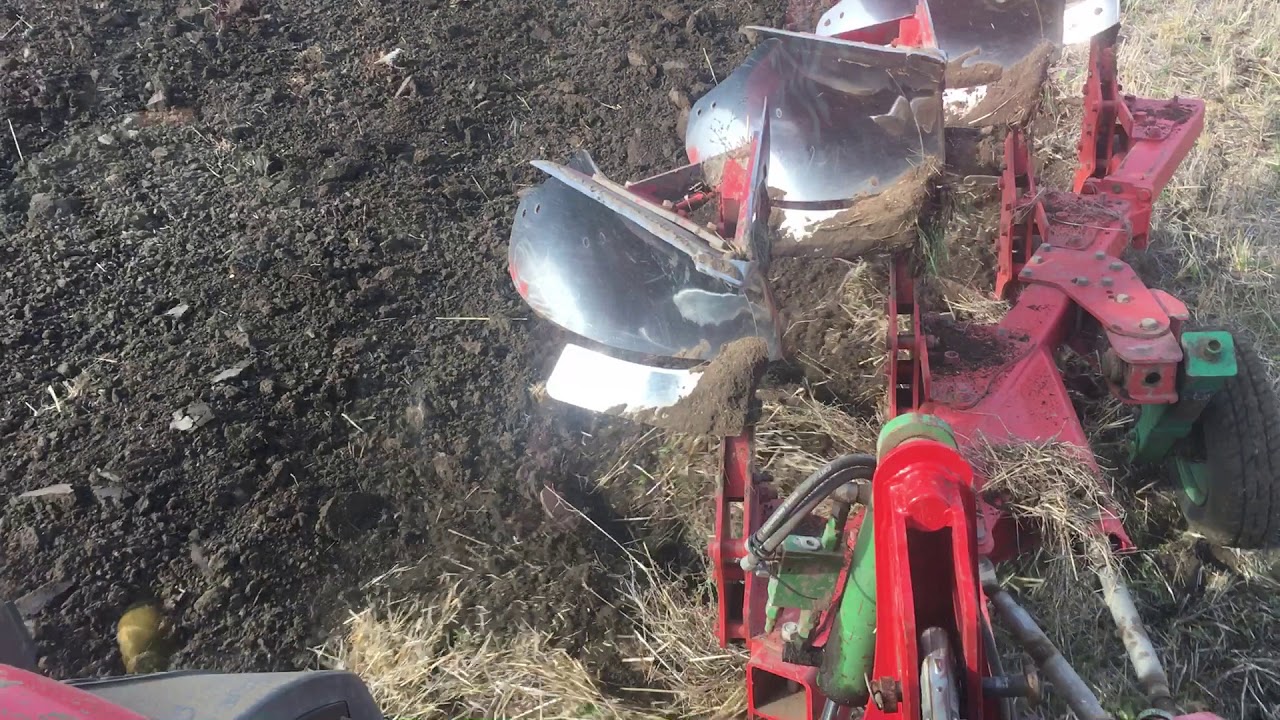 Plug AGRO MASZ - YouTube