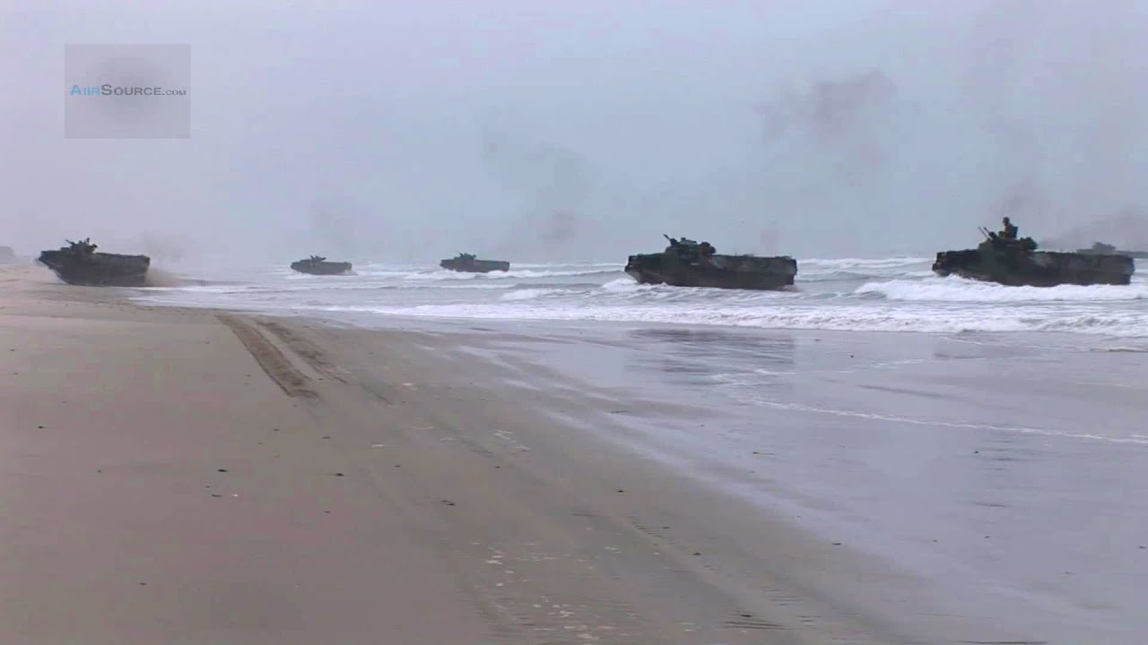 U.S. Marines Amphibious Assault Beach Landing - Exercise Dawn Blitz ...