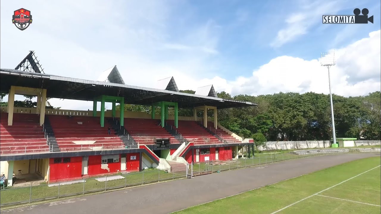 GOR TRISANJA SLAWI (update terkini) - YouTube