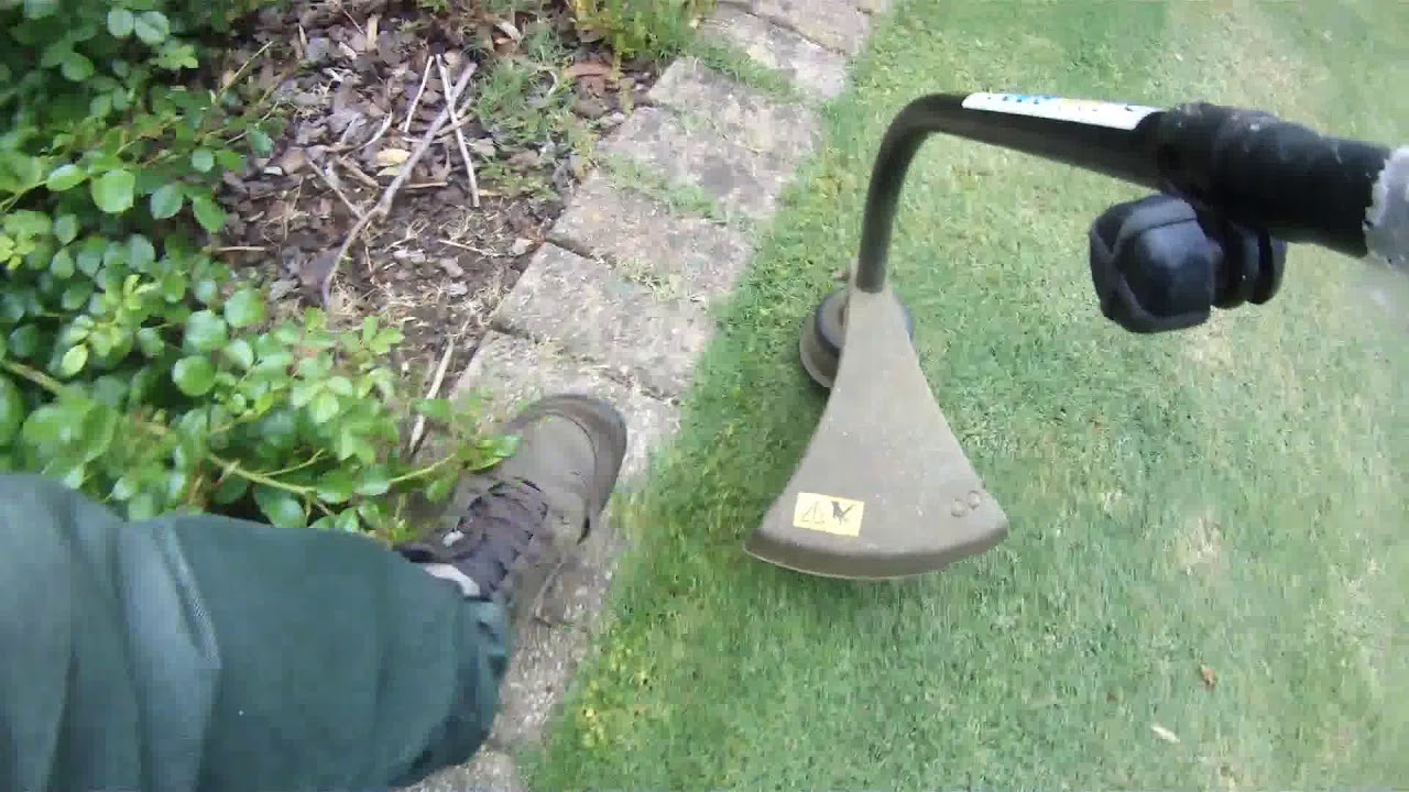 Ryobi Gas powered Brush Cutter Reviewed. 2017 - YouTube