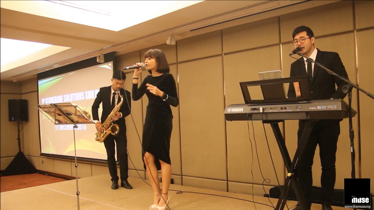 Live Band - Sharon (3P Band) @ www.themuse.my - YouTube