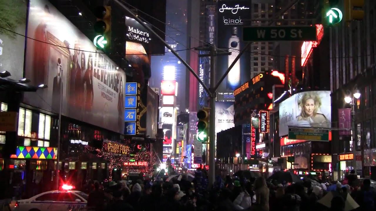 New Year's Eve, Ball dropping at Times Square - YouTube