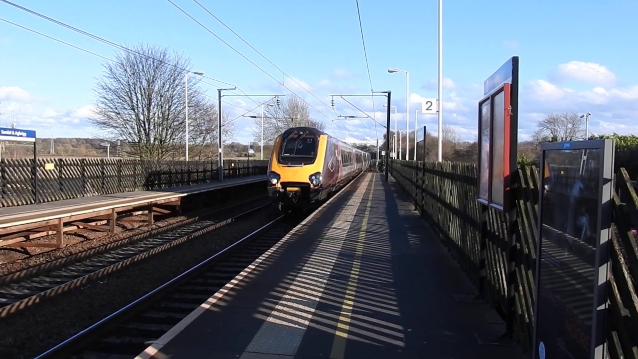 Sandal and Agbrigg railway station - YouTube