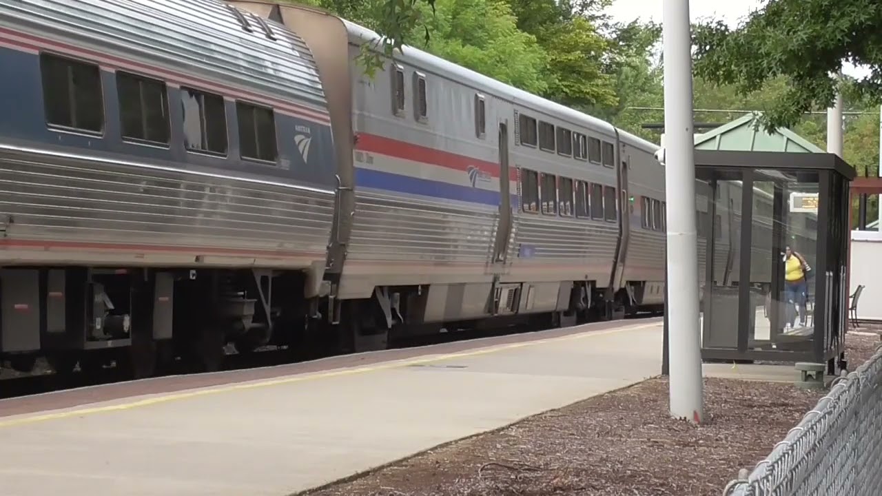AMTRAK SILVER STAR 92 ARR/DEP CARY NC - YouTube
