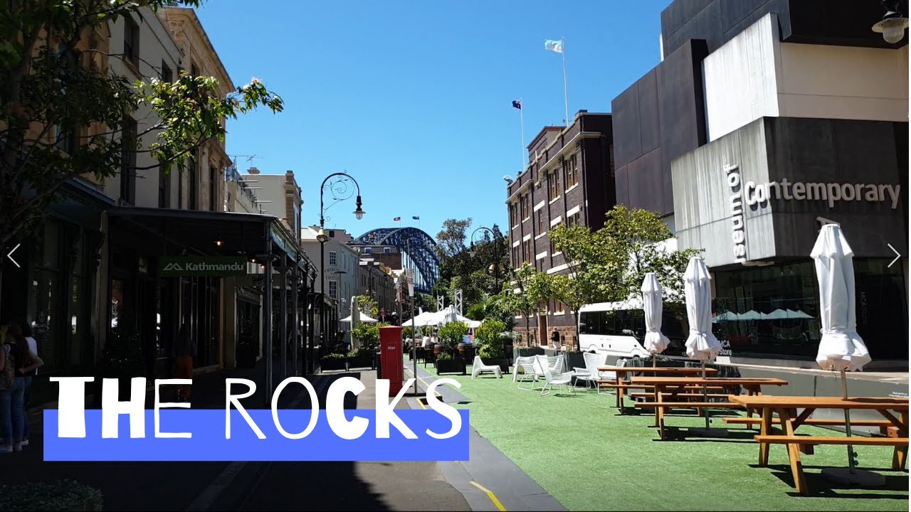 The Rocks|Circular Quay station to The Rocks |Christmas decoration ...