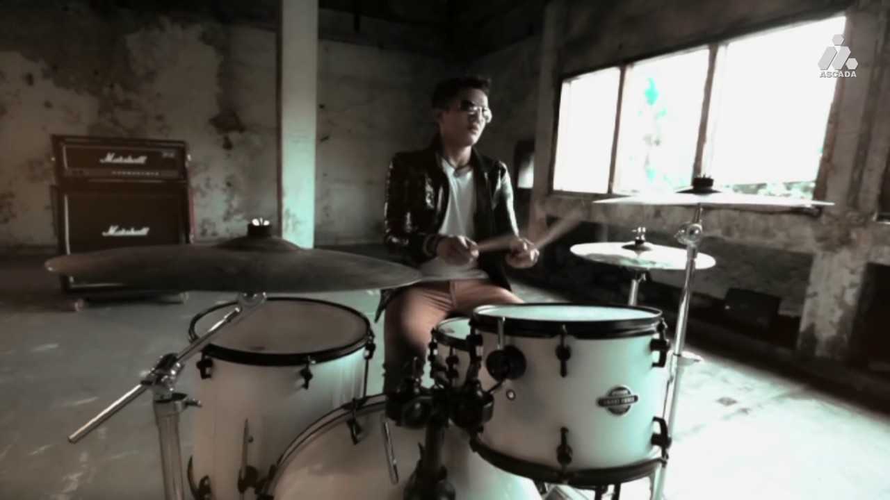 Asbak Band - Aku Tanpa Kamu (Official Music Video) - YouTube Music