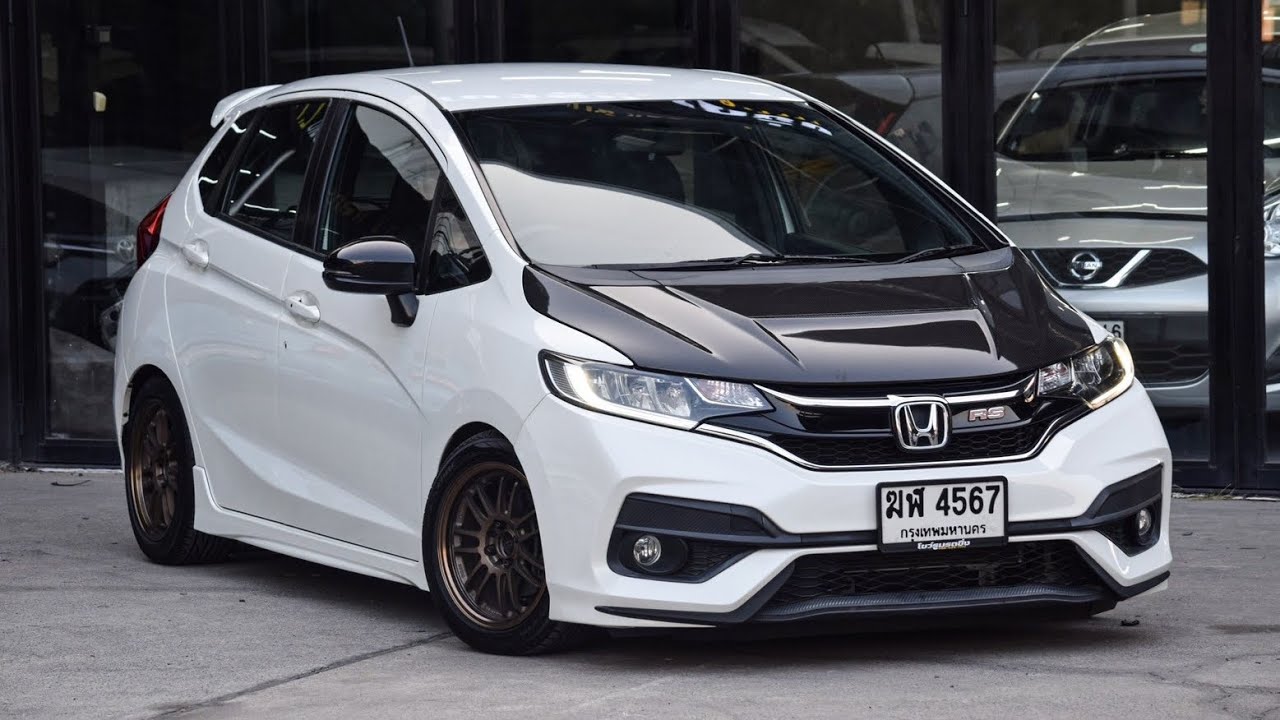 HONDA JAZZ GK RS 2018 - YouTube