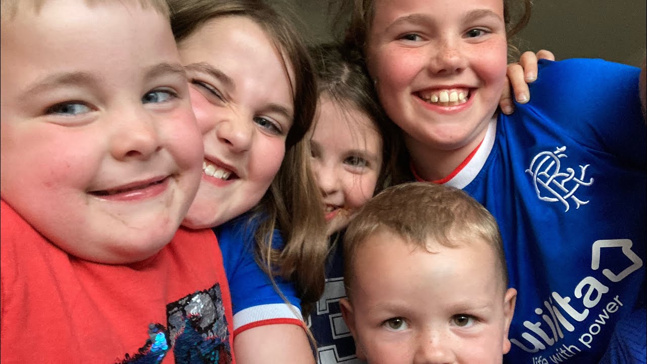 POV:you have a nice mum Vs mean mum 😂😂 - YouTube