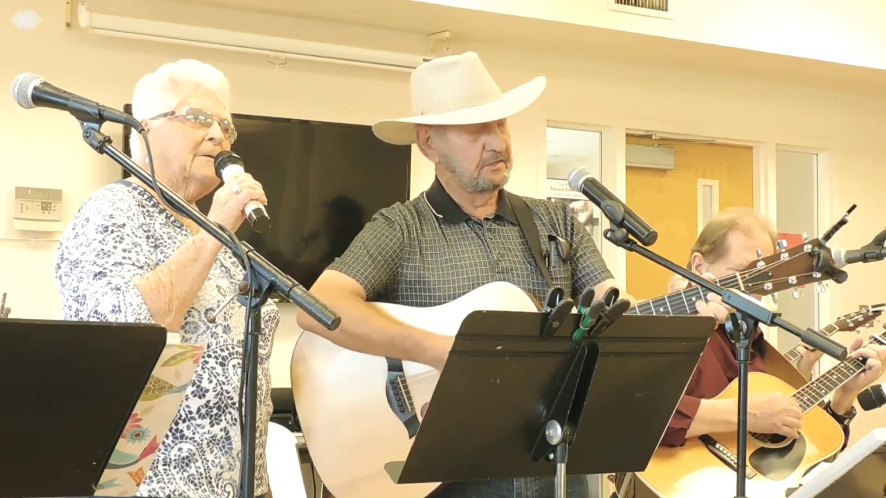 Howard and Cora Williams - Old Crossroads - 01/28/20 - YouTube