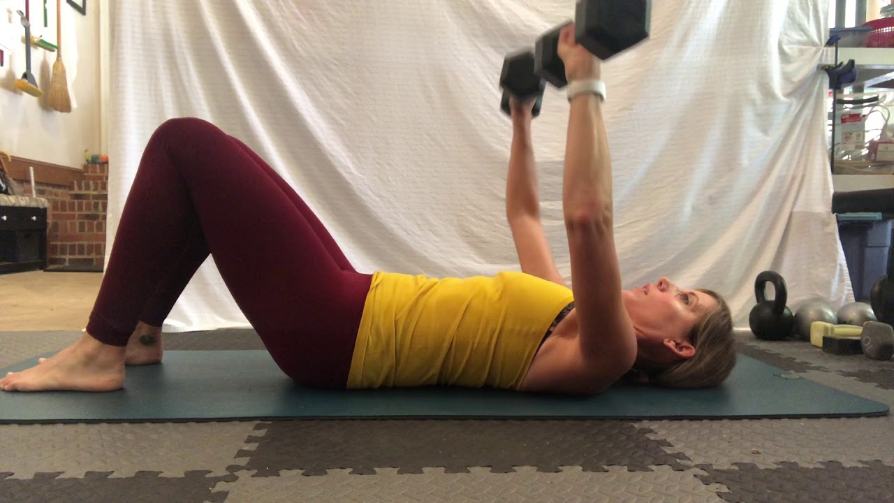 dumbbell chest press - YouTube