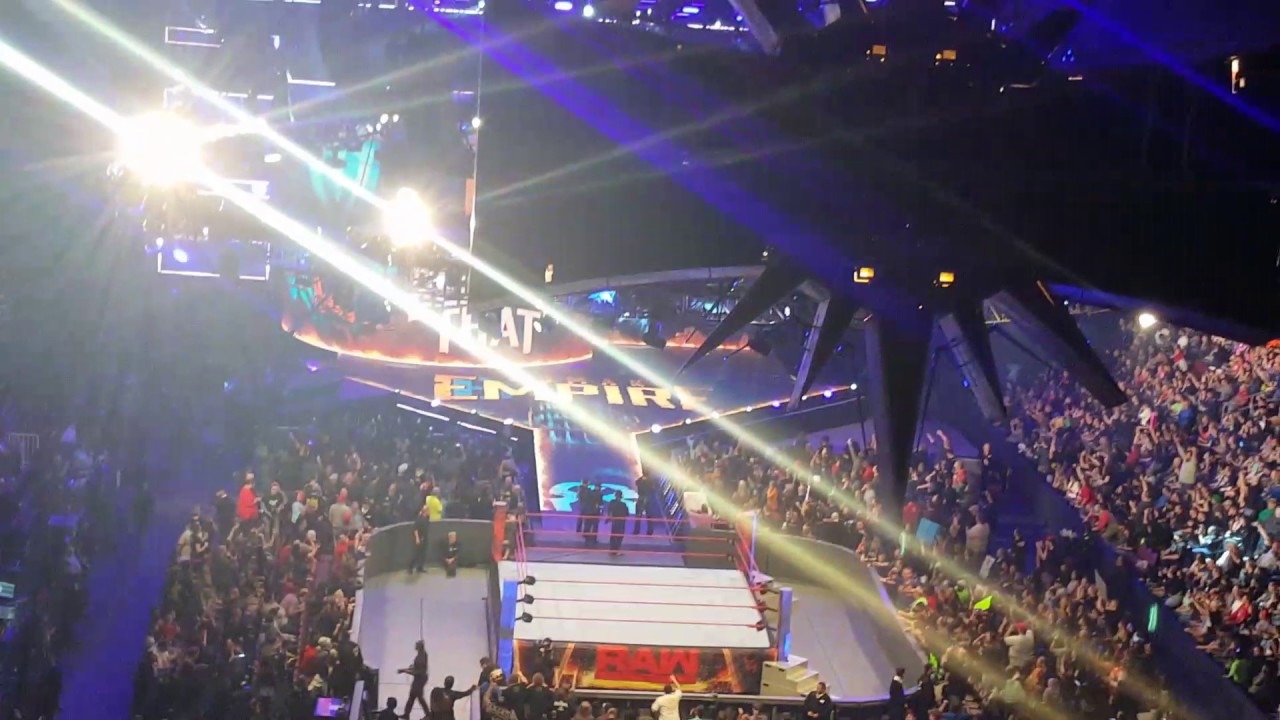 Roman Reigns gets booed at RAW Philly 3/27/17 - YouTube