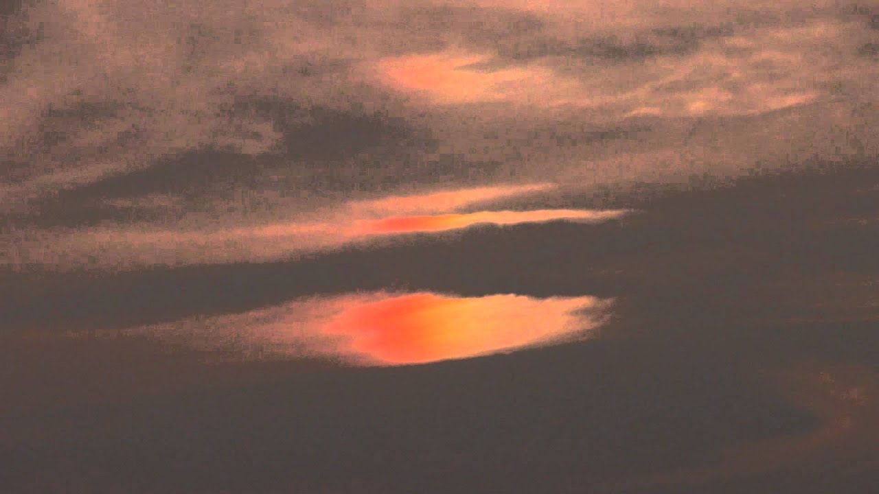 奇妙な夕日Strange Sun - YouTube