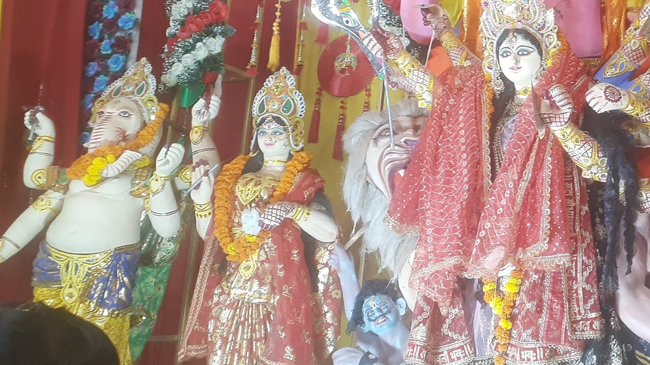 Priyanka1234 is live Dadi Jay Mata Di - YouTube