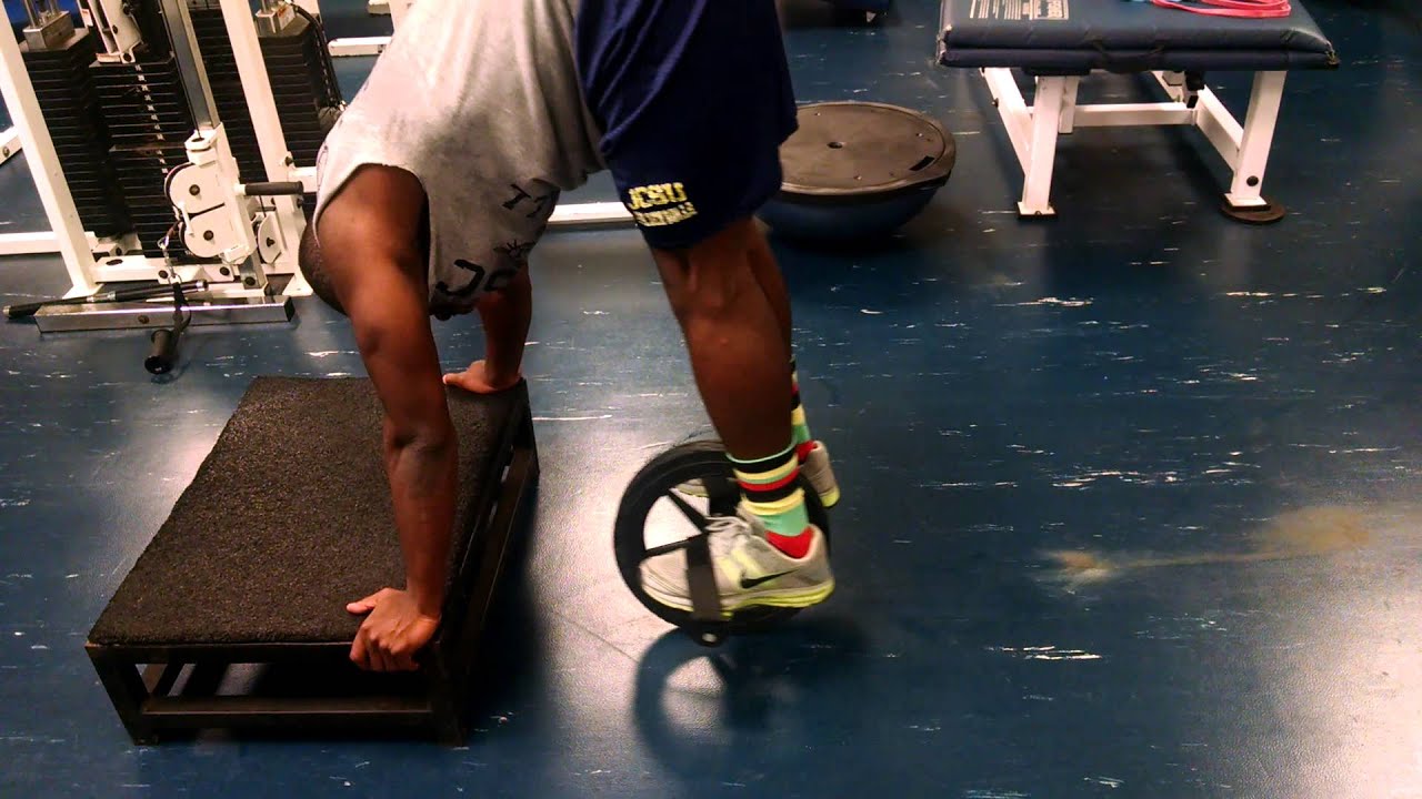AB wheel push up - YouTube