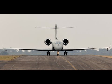 Italian Gulfstream G550 CAEW Cobra Warrior 2022 [4K] - YouTube