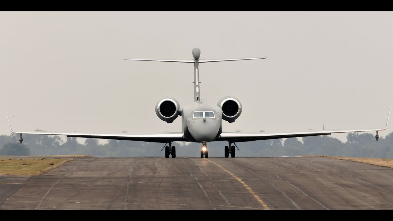 Italian Gulfstream G550 CAEW Cobra Warrior 2022 [4K] - YouTube