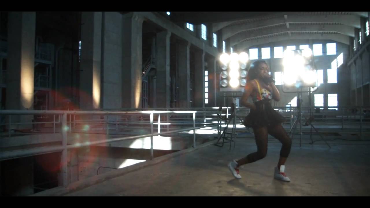 "Sticky Mess" performed live by TK Wonder - YouTube