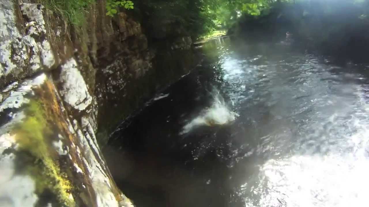 Stainforth force waterfall jumping - YouTube