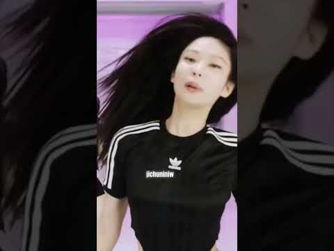 biraz sade olsun ama atayım #keşfet #keşfetbeniöneçıkar #keşfetteyiz #keşfetedüş