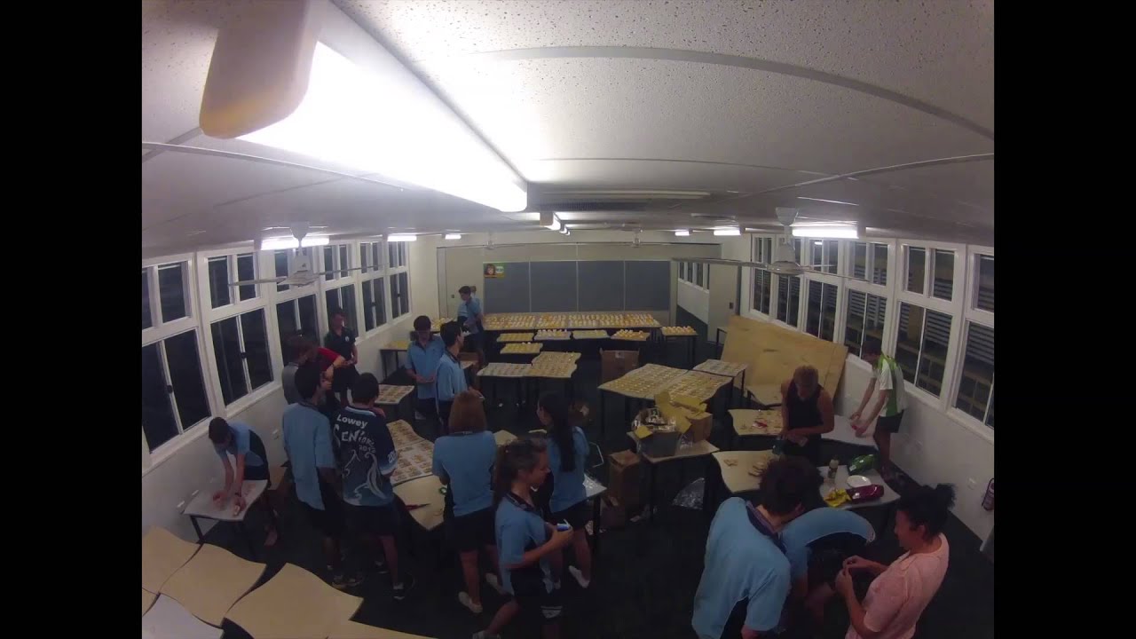 Tully State High School - Largest Nuclear Fission Model 2012 - YouTube