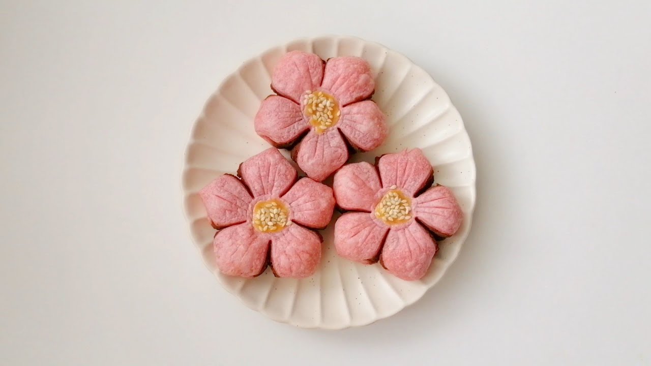 Peach Blossom Pastry l 桃花酥 - YouTube
