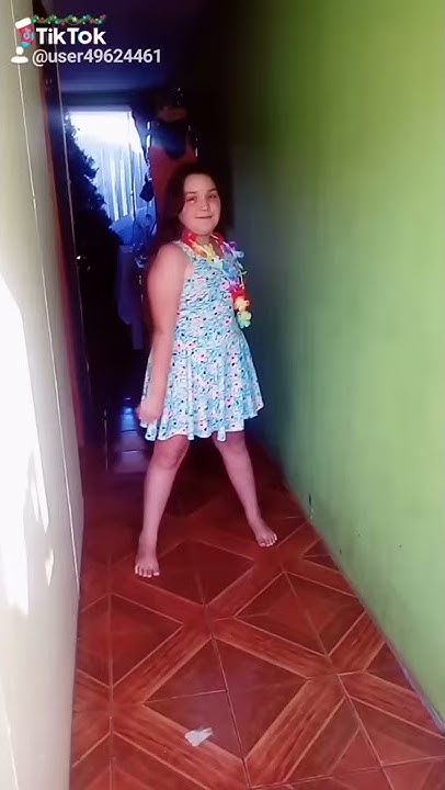 Como cuando tu hermana te roba el show jJjaja - YouTube