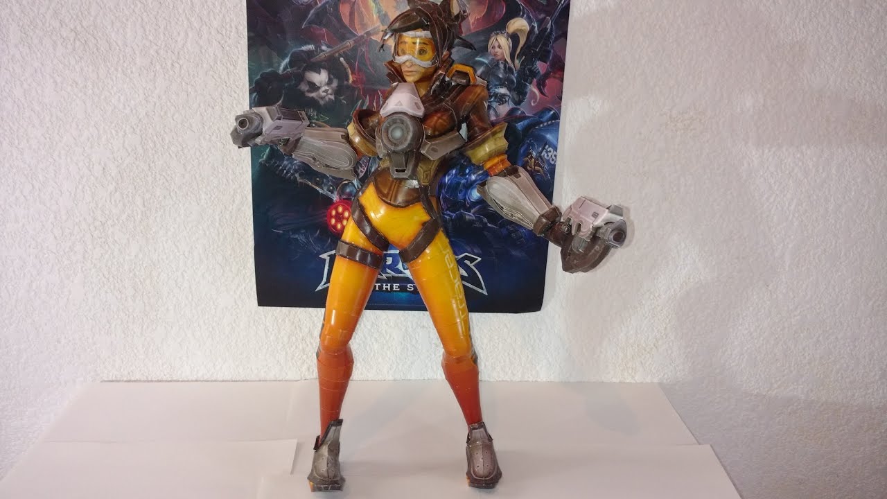 I Made a Papercraft Model of Tracer [ Overwatch / Heroes of the Storm ...