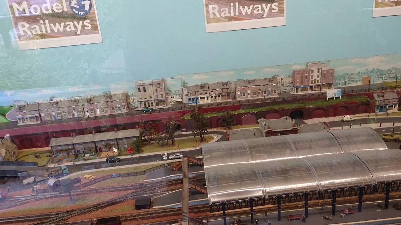 Model Railway At Trago Mills, Newton Abbot, Devon - YouTube