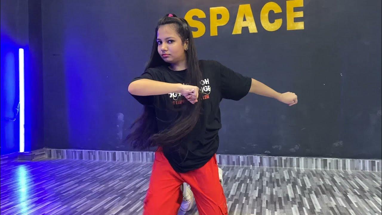 Haule Haule | Dance Cover | Amardeep Dance Institute Choreography - YouTube