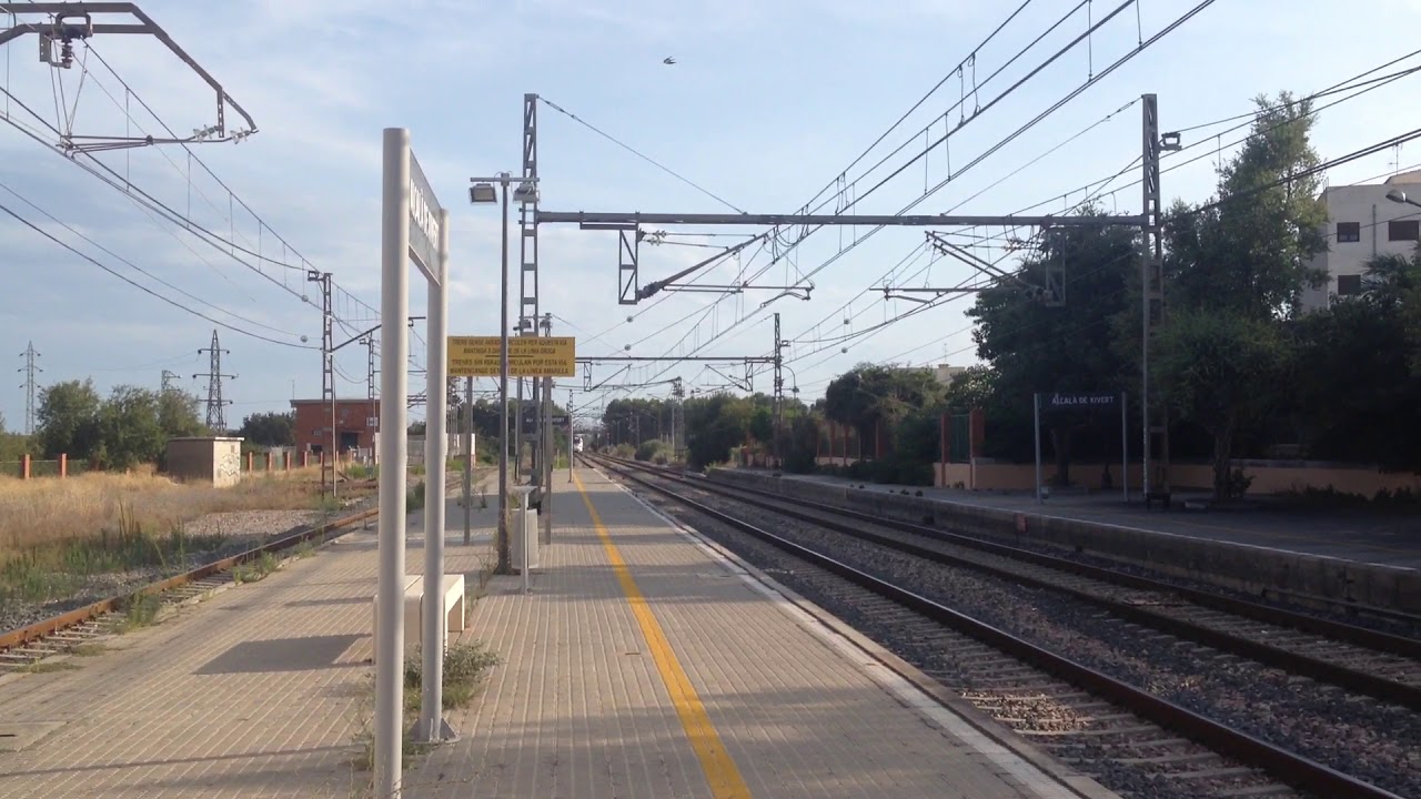 Here is a Alvia train in Spain - YouTube