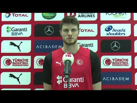 A Erkek Milli Takım Oyuncusu James Metecan Birsen
