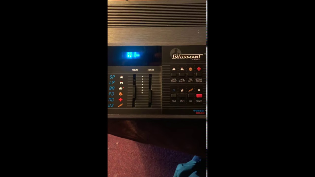 Regency The Informant Turboscan Police Scanner - YouTube