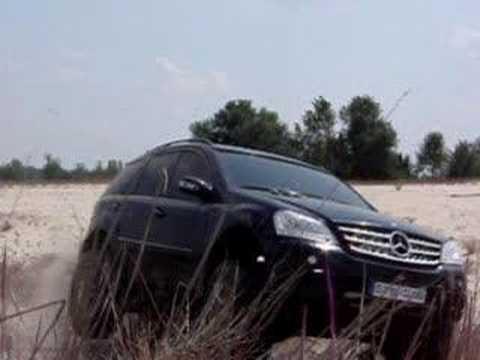 Tamiya DF-01 Mercedes ML-class - YouTube
