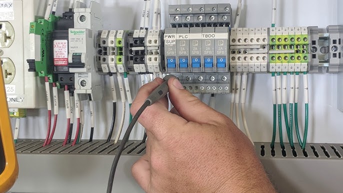Terminal Block Wiring Guide: How to Connect or Remove Wires