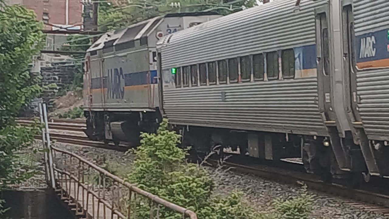 MARC Penn Line 423: West Baltimore - Washington Union - YouTube
