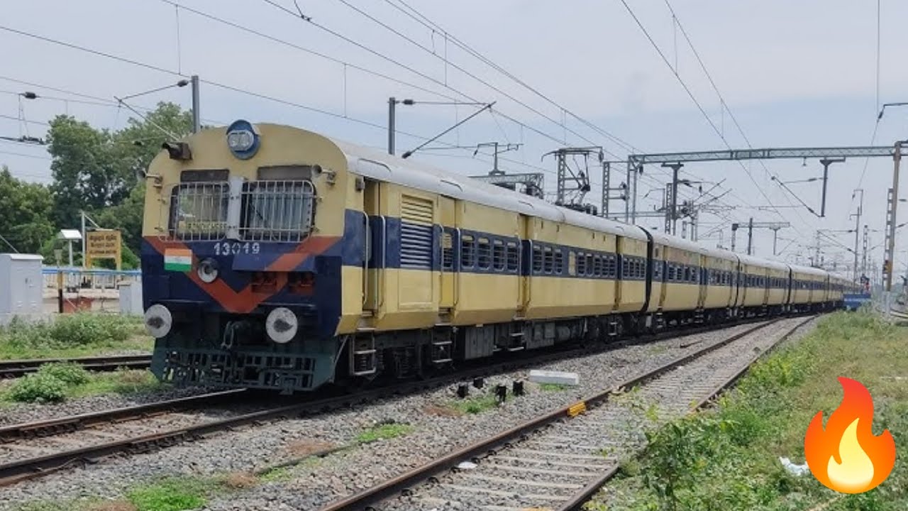 Indian Railway Train 482🔥 Kota Memu local train कोटा मेमू लोकल ट्रेन ...