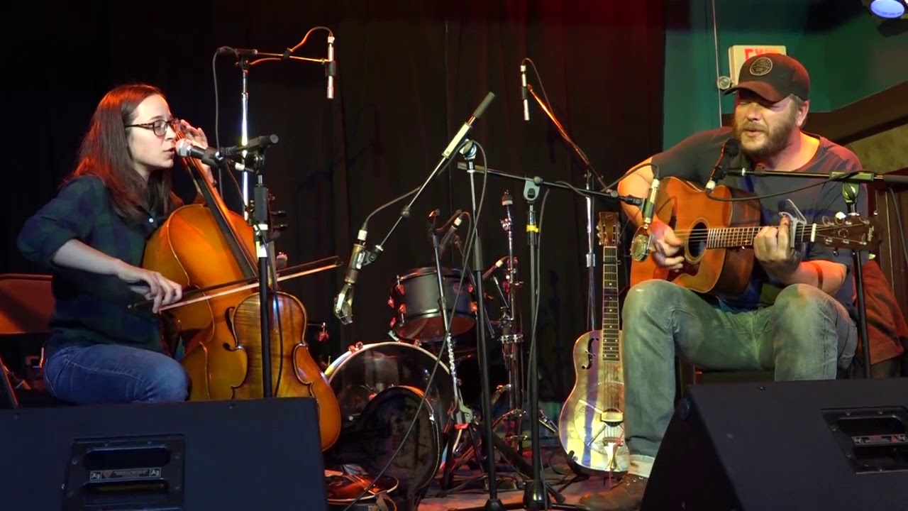 Drew Peterson & Mandy Fassett- Thinkin’ About You - YouTube
