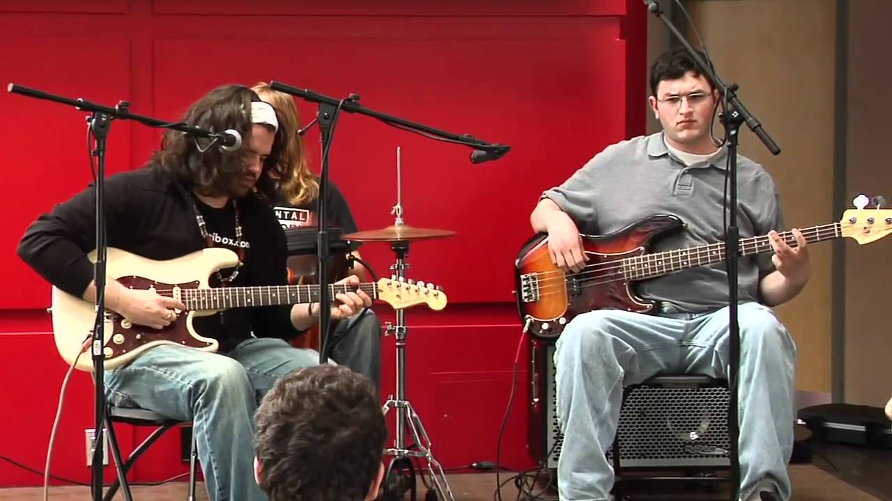 TB Jones and Friends - "Smokestack Lightning" - YouTube