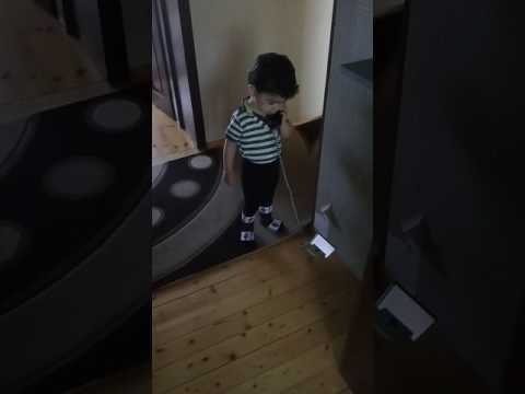 Korpem bibisi oglu ile danisir)))