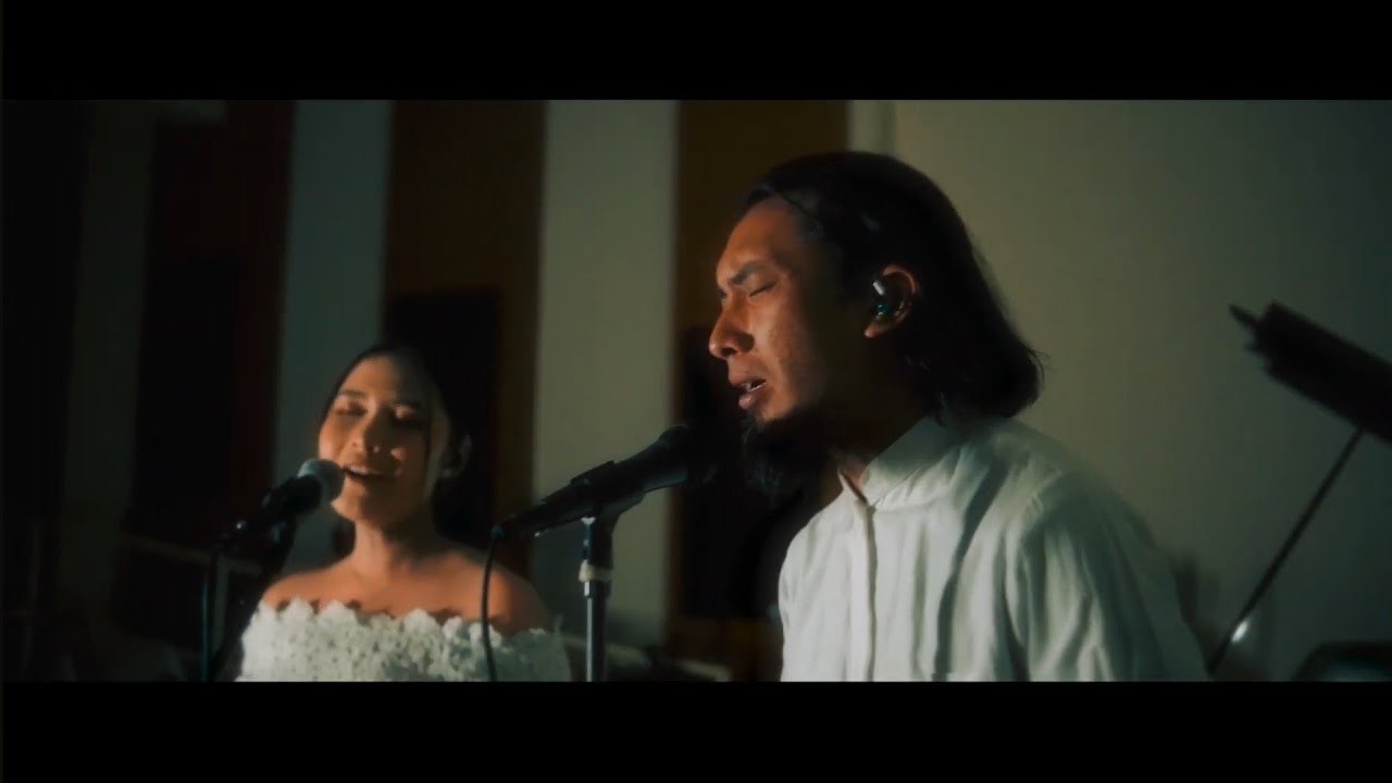 RINCIK - WAKTU feat. Prilli Gartiani (Live Version) - YouTube