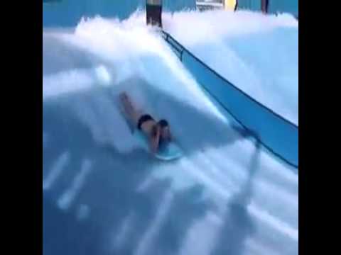 Girl's Bikini washed away in Water Park! - YouTube
