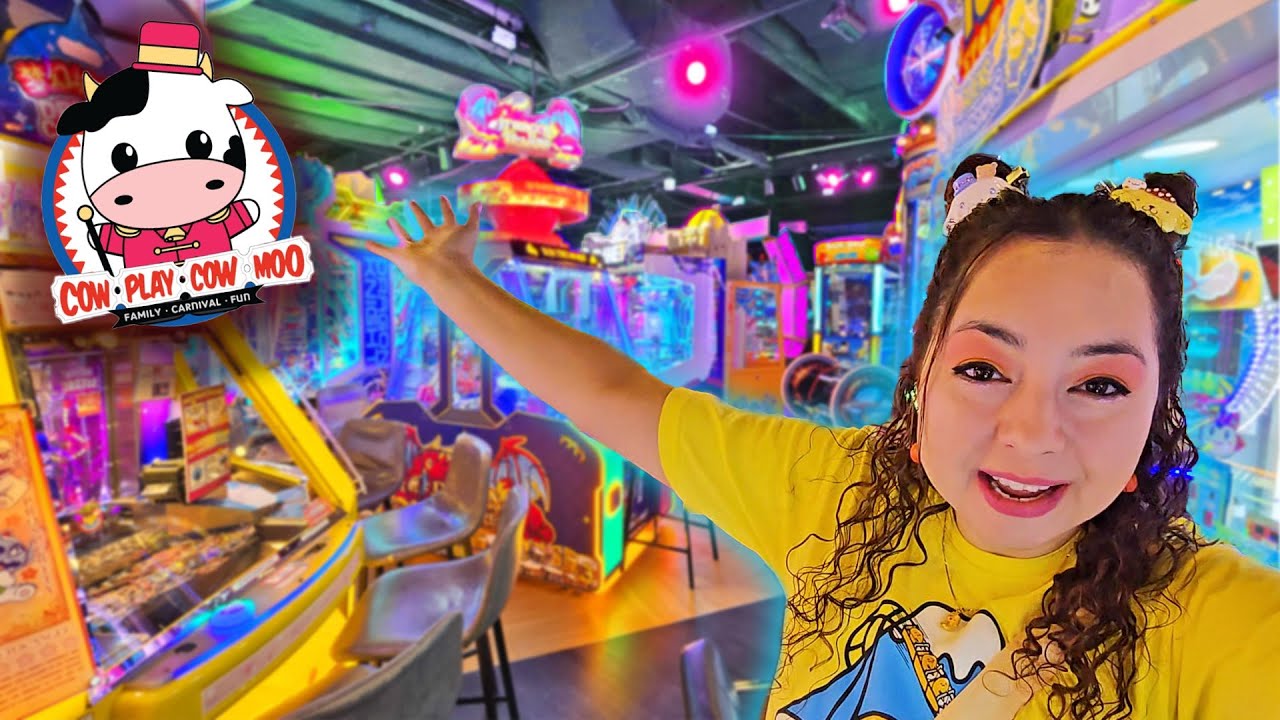 I'm at the CRAZIEST arcade in Singapore! Cow Play Cow MOO! - YouTube